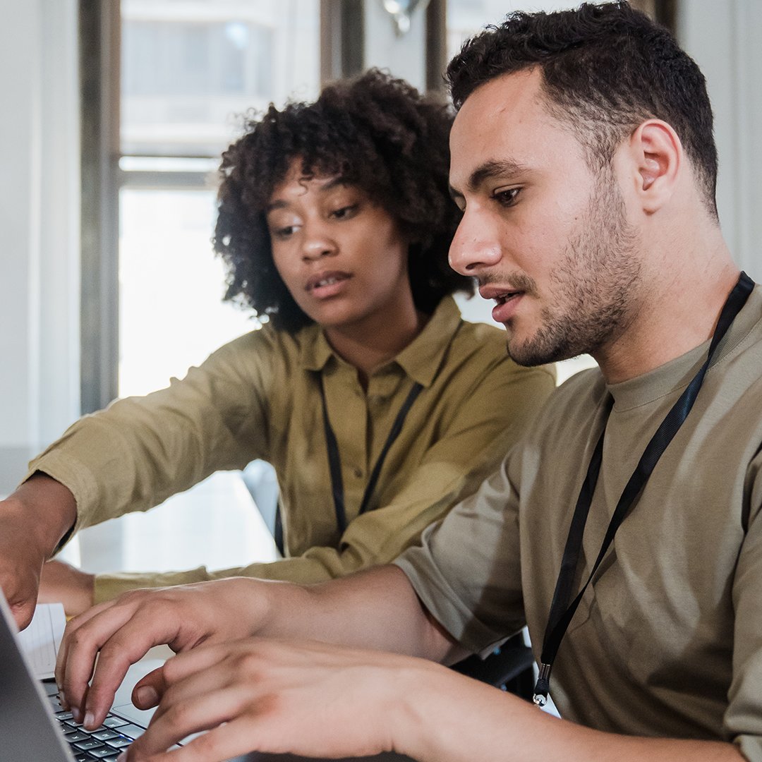 Nosotros : Coral, C.A.